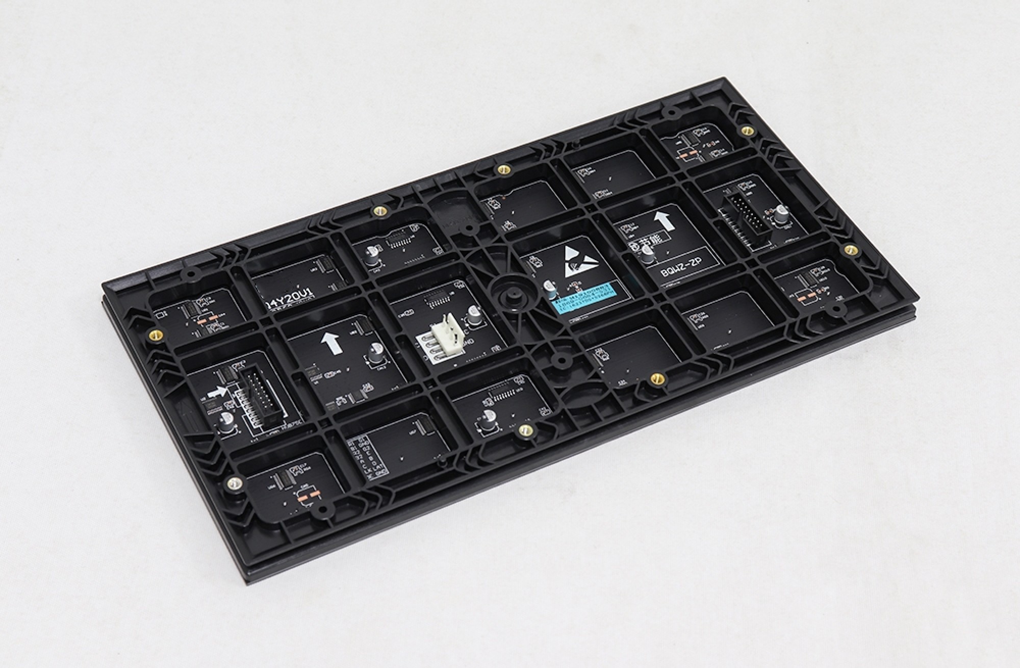 P4 Indoor 320x160mm Indoor HD LED Screen Wall Module – Souq Alshashat